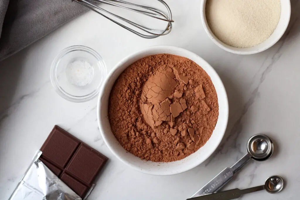 Unveiling the Sweet Truth: Powdered Chocolate vs. Cocoa Powder – Mega Store